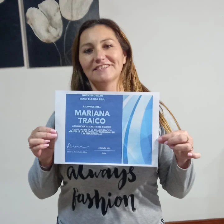 MARIANA TRAICO : PREMIO NOTICIERO RCAG ADORADORA Y SALMISTA DEL SIGLO ...
